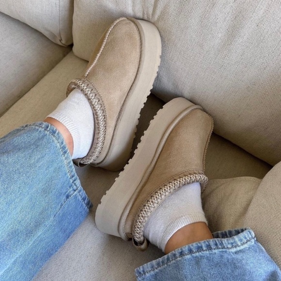 UGG | Shoes | Ugg Tazz Slippers 7 Sand Color New | Poshmark